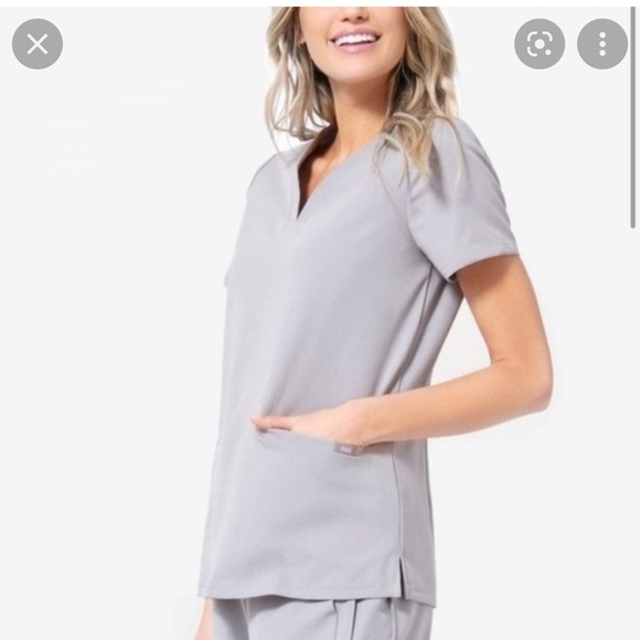 Figs | Tops | Figs Casma 3 Pocket Scrub Top And Yola Scrub Bottom In ...